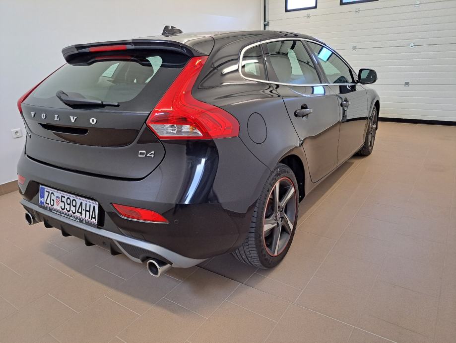 Volvo V40 D4, 2013 god.