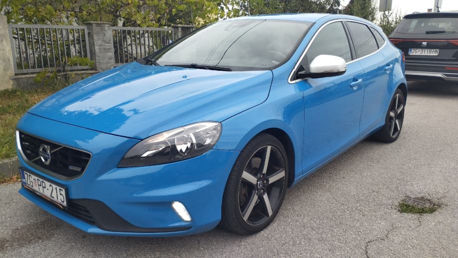 Volvo V40 D4, 2014 god.