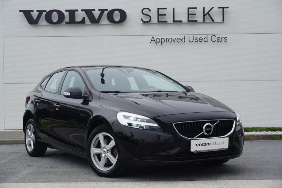Volvo V40 T2 BLACKEDITION, 2018 god.