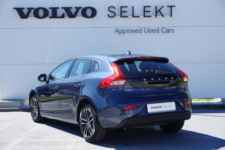 Volvo V40 T2, 2019 god.