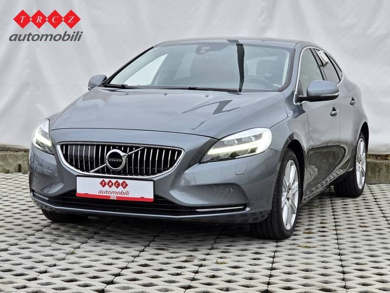 VOLVO V40 T2, 2019 god.