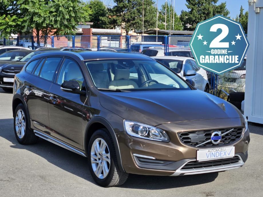 Volvo V60 Cross Country D3 -REZERVIRANO, 2017 god.