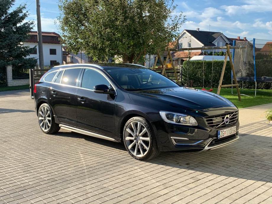 Volvo V60 D6 Plug-in hybrid, 2014 god.