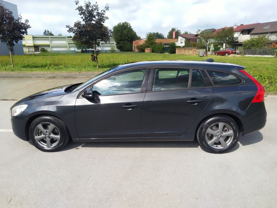 Volvo V60 DRIVe, 2011 god.