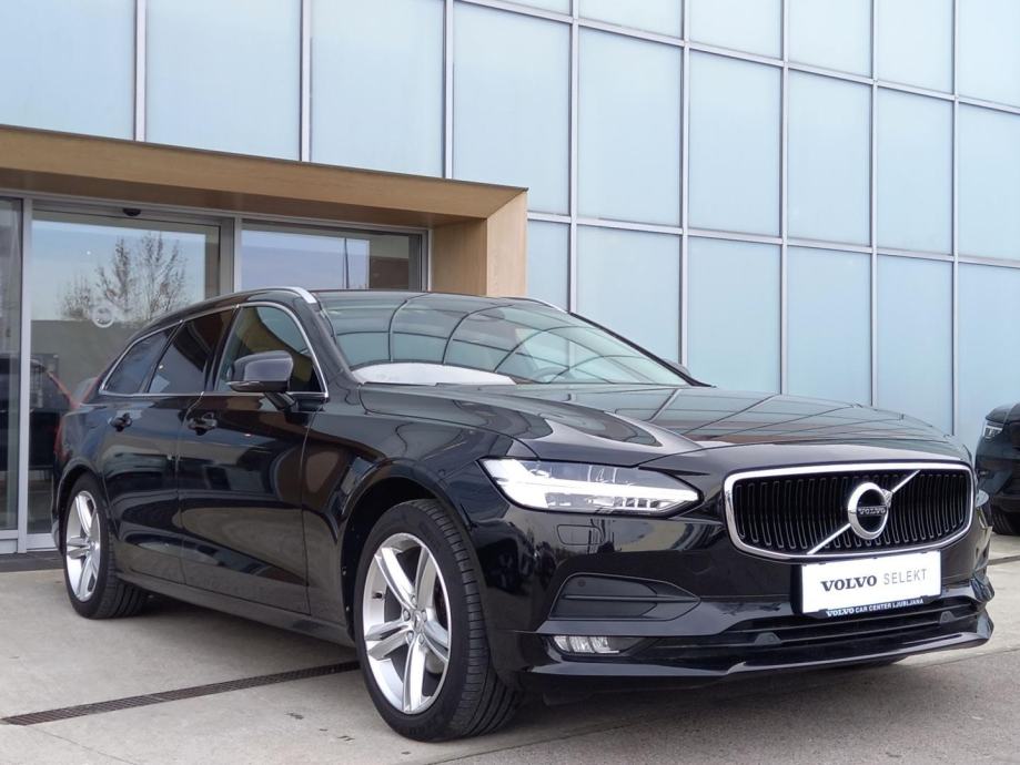 Volvo V90 D4 MOMENTUM AT, 2018 god.