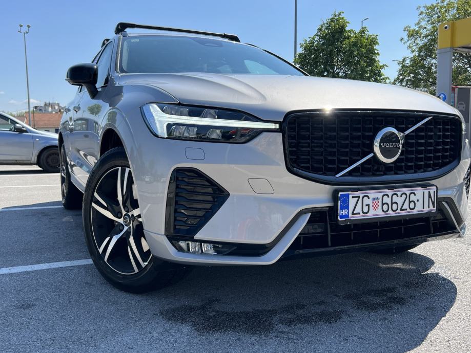 Volvo XC60 2.0B4d R-DESIGN, AUT, NAVI, LED MATRIX, PILOT ASSIST, 2022 god.