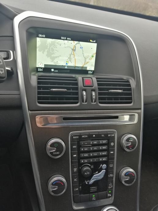 Volvo XC60 AWD D4, AT, Navigacija, Kamera, 2015 god.