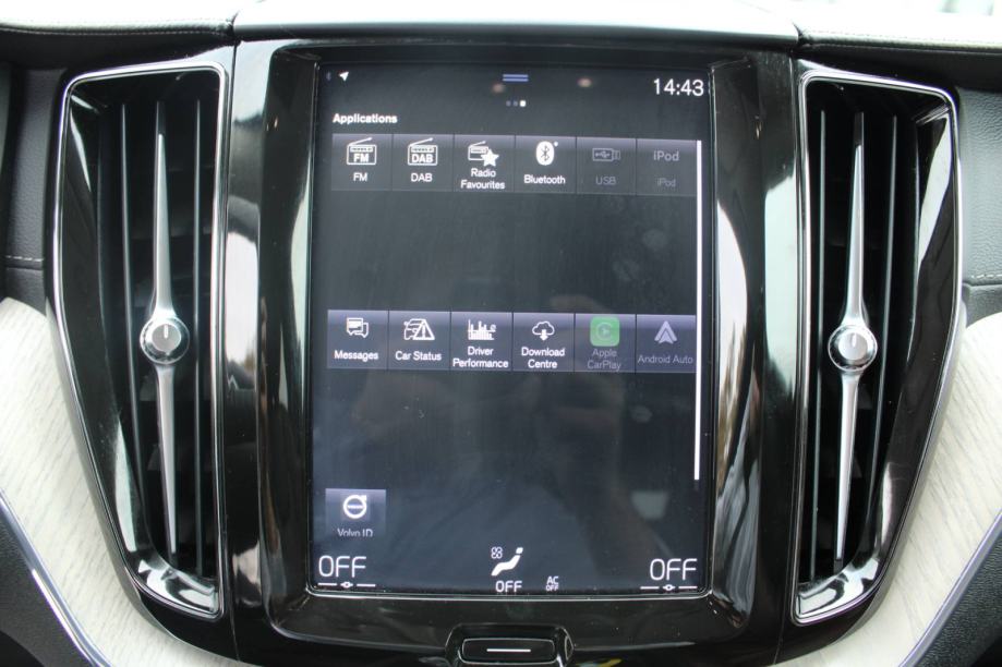 Volvo XC60 B5 AUTOMATIK AWD Inscription *NAVIGACIJA,LED*, 2019 god.