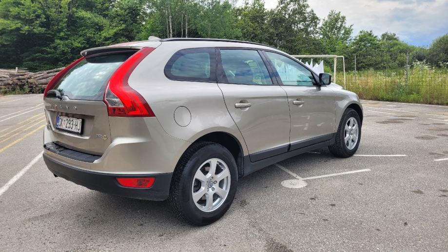 Volvo XC60 D3, 2011 god.