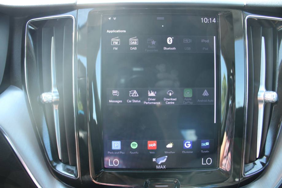 Volvo XC60 D4 AUTOMATIK *NAVIGACIJA,LED*, 2020 god.