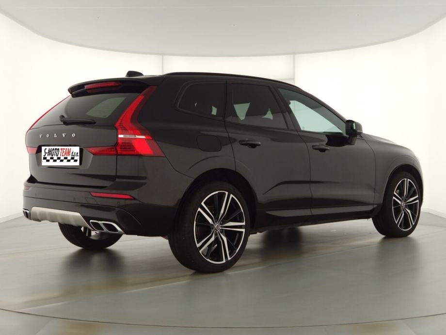 Volvo XC60 D4 R-Design, 2020 god.