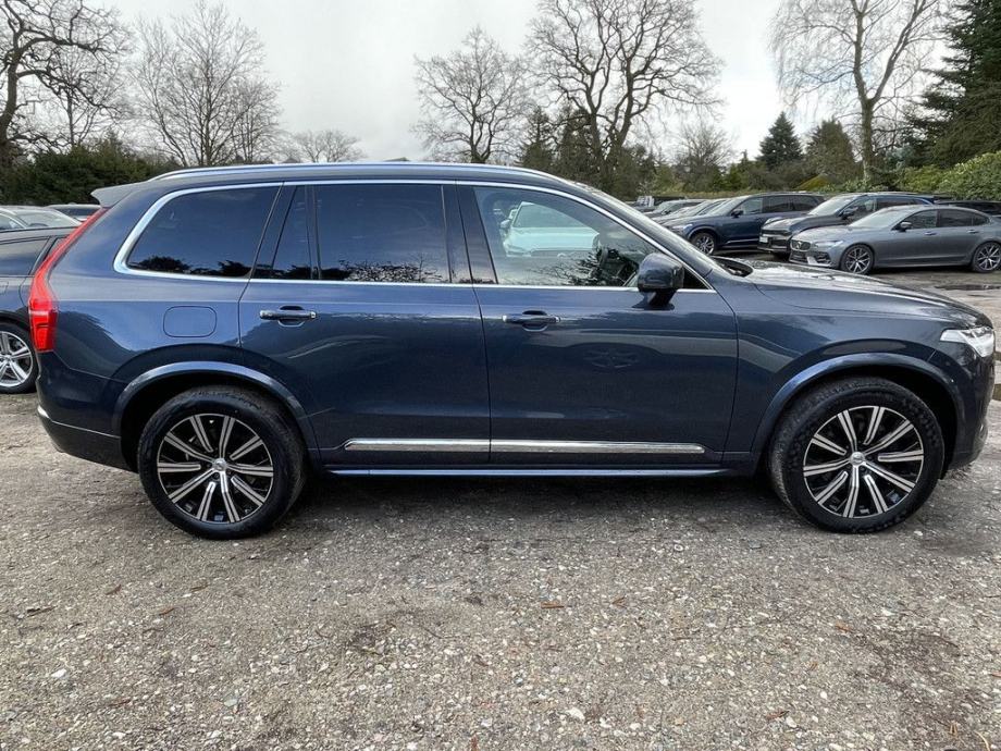 Volvo XC90 B5 AWD Inscription Geartronic 7-Sitzer * AH, 2020 god.