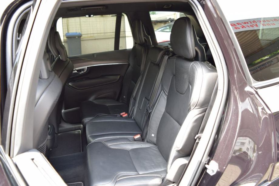 Volvo XC90 B5R Design AWD,AHK,7Sitz,Standh,LED,Navi, 20 / 21 Vergrößer ...
