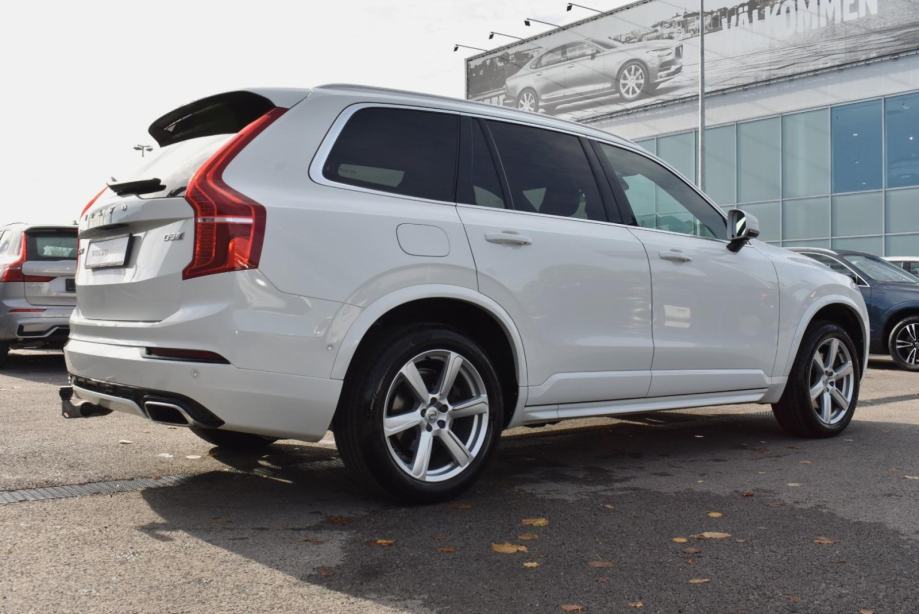 Volvo XC90 D5 R-DESIGN,AWD,KAMERA,KUKAI, JAMSTVO, 2018 god.