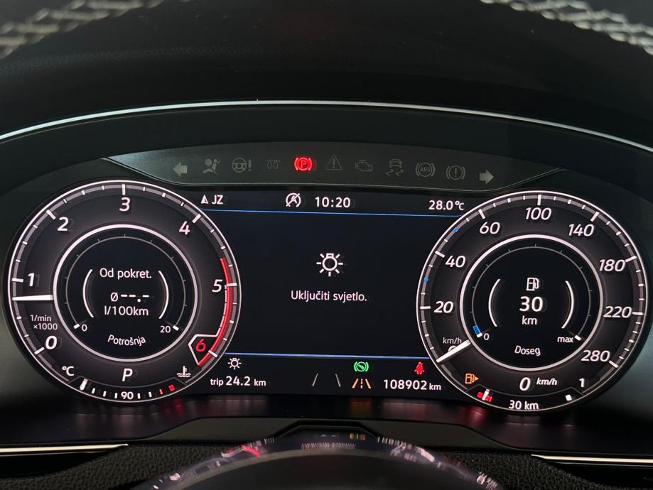 VW Arteon 2,0 TDI DSG R-LINE VIRTUAL KOKPIT PANORAMA AMB.LIGHT GAR ...