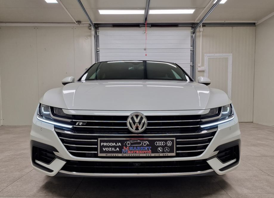 VW Arteon 2,0TDI,R-LINE,PANO,VIRTUAL,LED,HEAD-UP,KAMERA 360°,IQ DRIVE ...