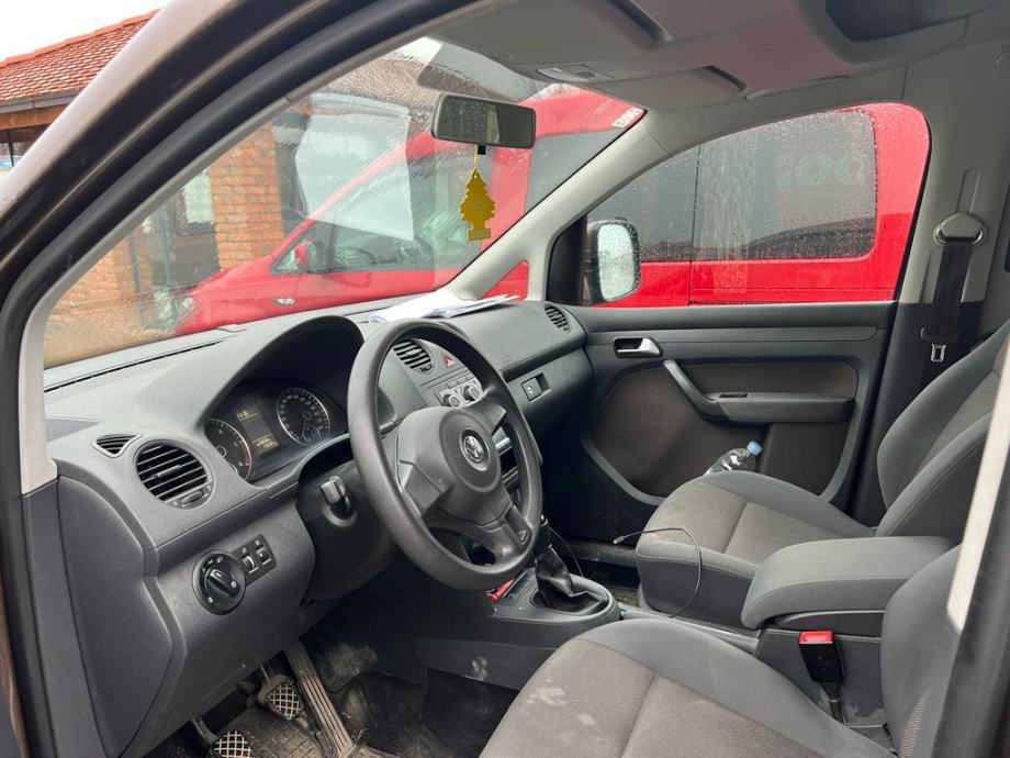 VW Caddy 1,6 TDI, 2013 god.