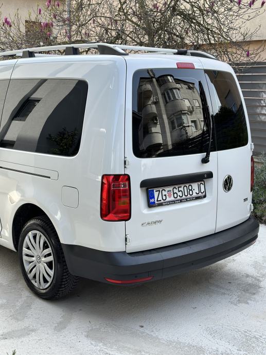 VW Caddy MAXI 2,0 TDI 75 KW 2016 GOD.N1 5 SJEDALA +TERET 100% ODBITAK ...