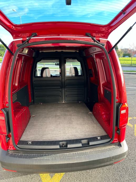 VW Caddy 2,0 TDI, 2019 god.