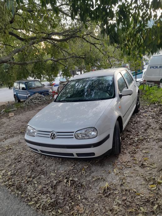 VW Golf 4 1,6, 1998 god.