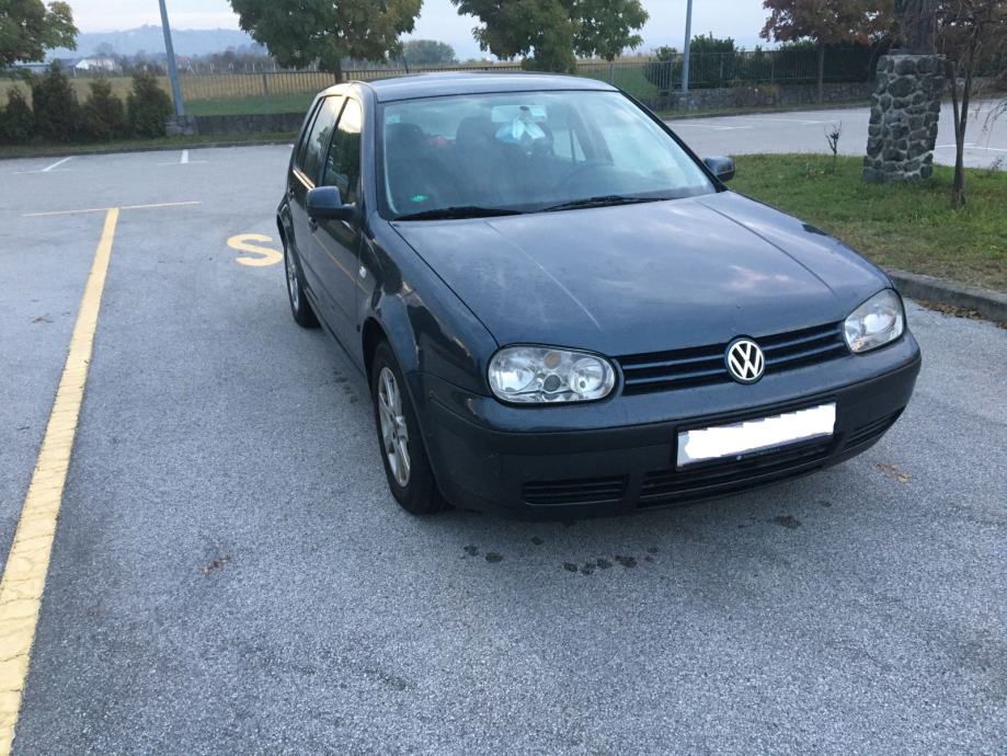 VW Golf 4 1,6, 2002 god.