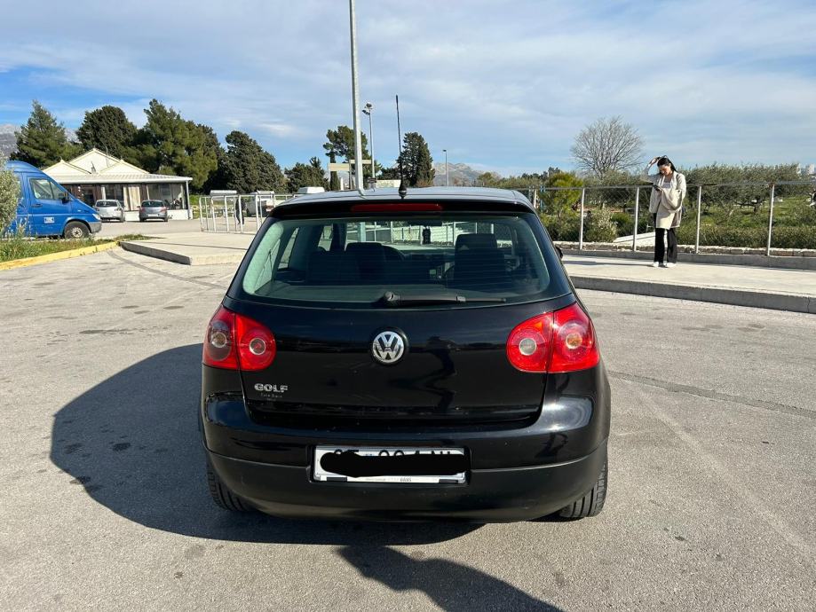 VW Golf 5 1,4 FSI BEZ ZAMIJENA, 2005 god.
