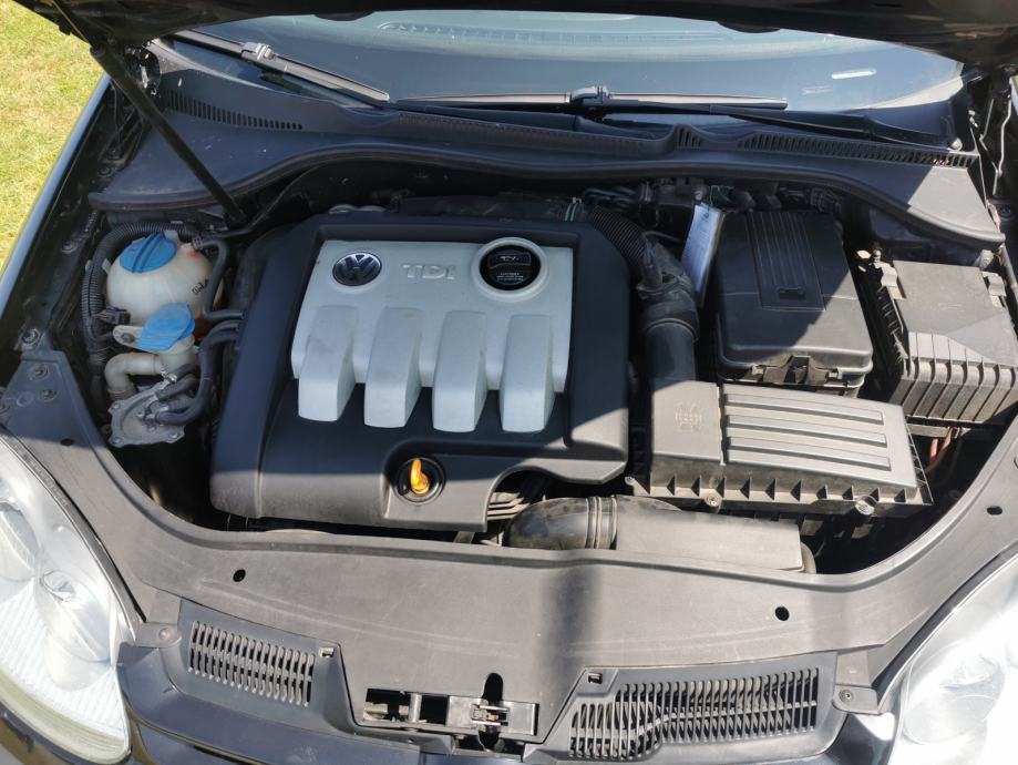 VW Golf 5 1,9 TDI, 2004 god.
