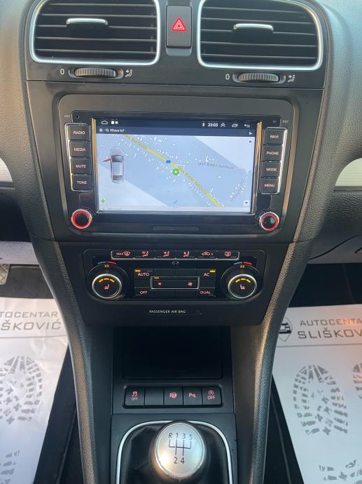 VW GOLF 6 1.6 TDI NAVI/TEAM/PDC, 2011 god.