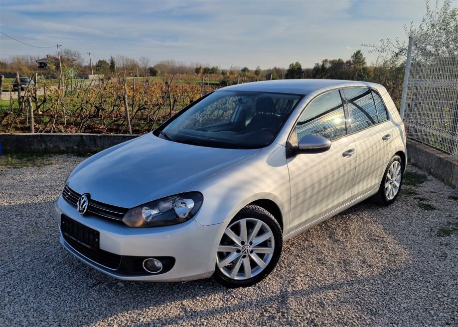 VW Golf 6 2,0 TDI 140 Ks HIGHLINE od 1. Vl. Servisna računi REZERVIRAN ...