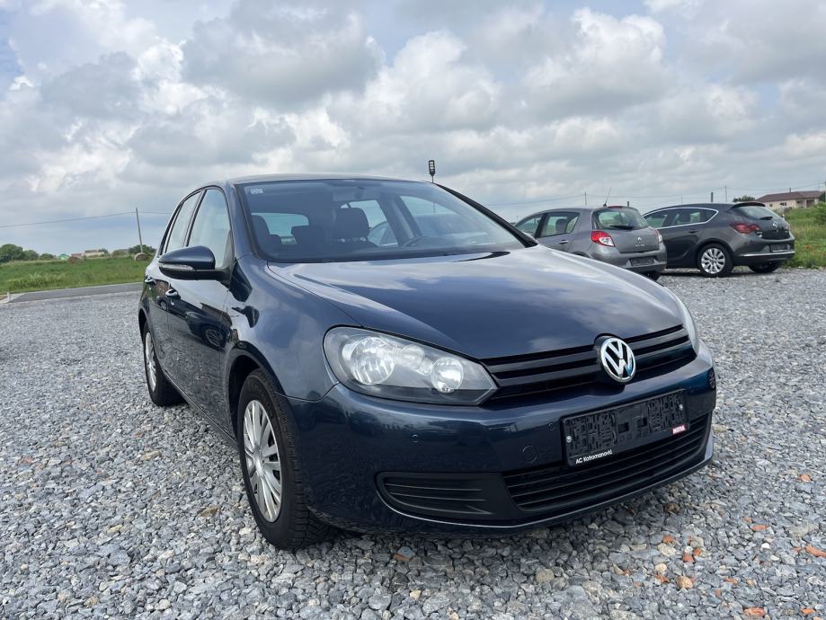 VW Golf 6 2,0 TDI Multimedija, Kamera, Park.senzori, Aut.klima, 2009 god.