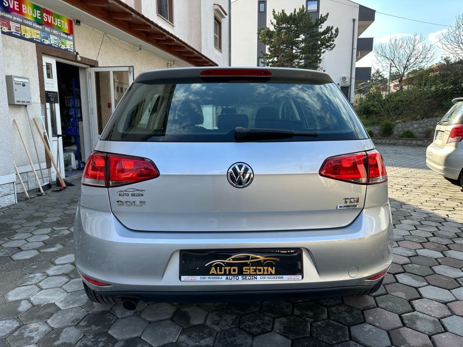VW Golf 7 1,6 TDI BMT - TEMPOMAT - NOVE GUME - BLUETOOTH - TOP STANJE ...