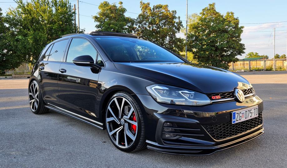 VW Golf 7.5 GTD/Virtual/Pano/Kam/Keyless/Led/Mib2/Alu19, 2017 god.