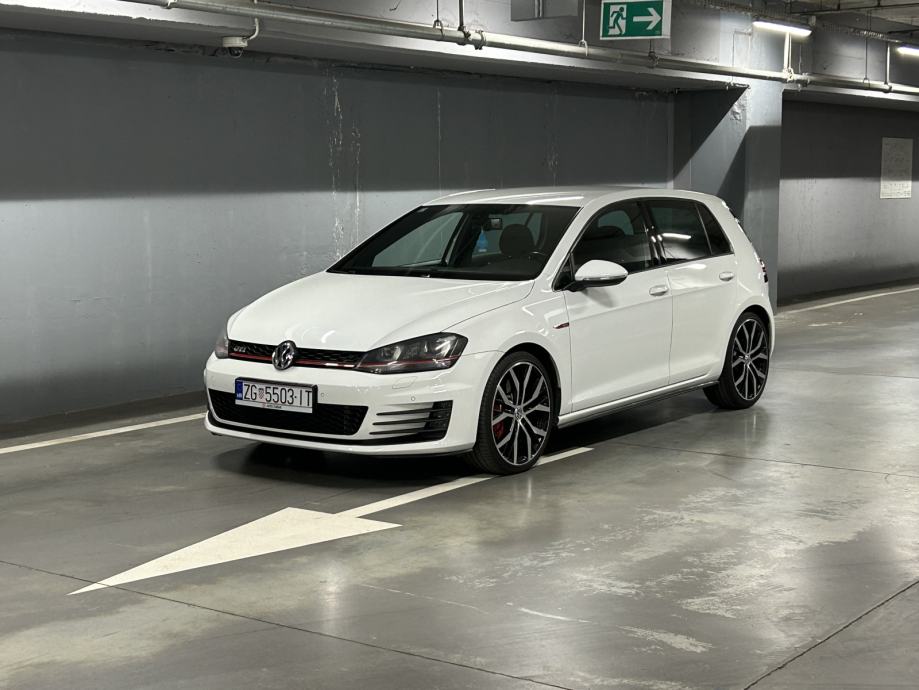 VW Golf 7 GTI DSG Performance automatik, 2014 god.