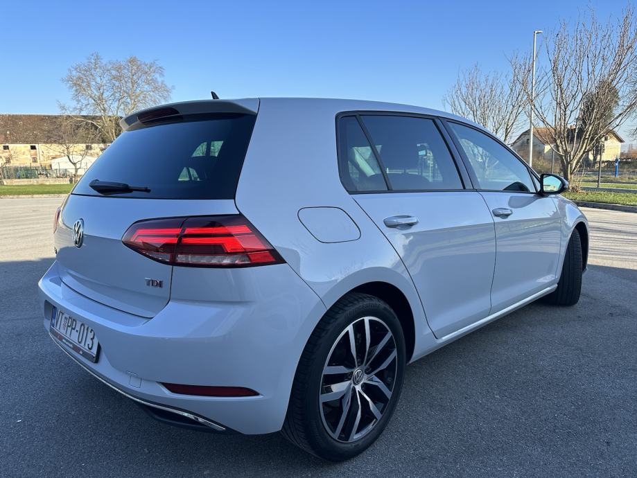 VW Golf 7 plus 1,6TDI,comfortline,kamera,radari,navigacija,reg1g,pdv ...