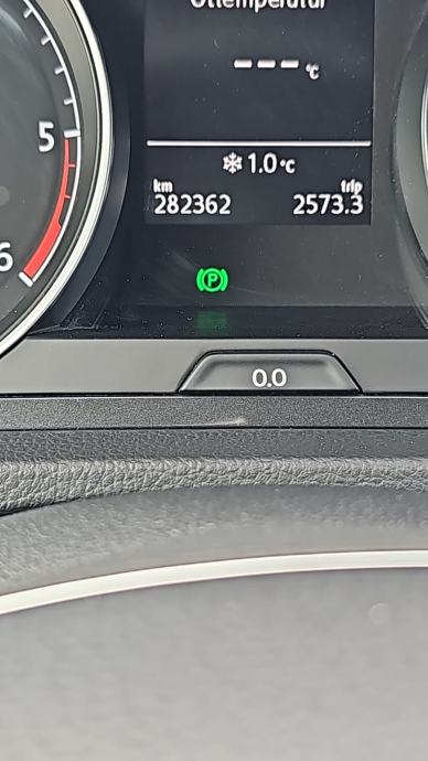 VW Golf 7 Variant 1,6 TDI BMT DSG***REG 11/2025***ODLIČAN***DSG ...