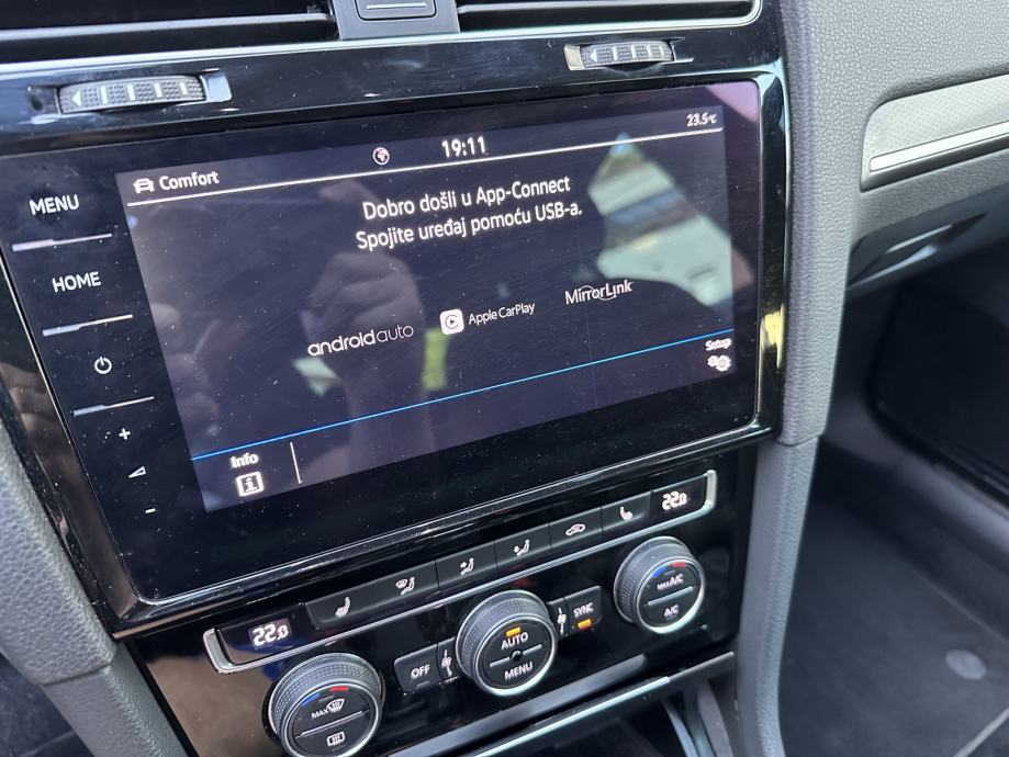 VW Golf 7.5 2,0 GTI DSG *LED MATRIX, PANORAMA, VIRTUAL, NAVI PRO, DCC ...