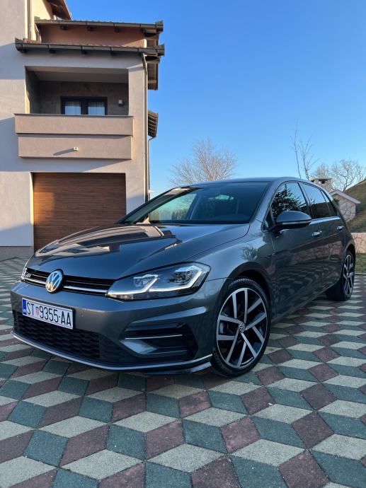 VW Golf VII 7.5 // R line // DSG // 2019 God, 2019 god.