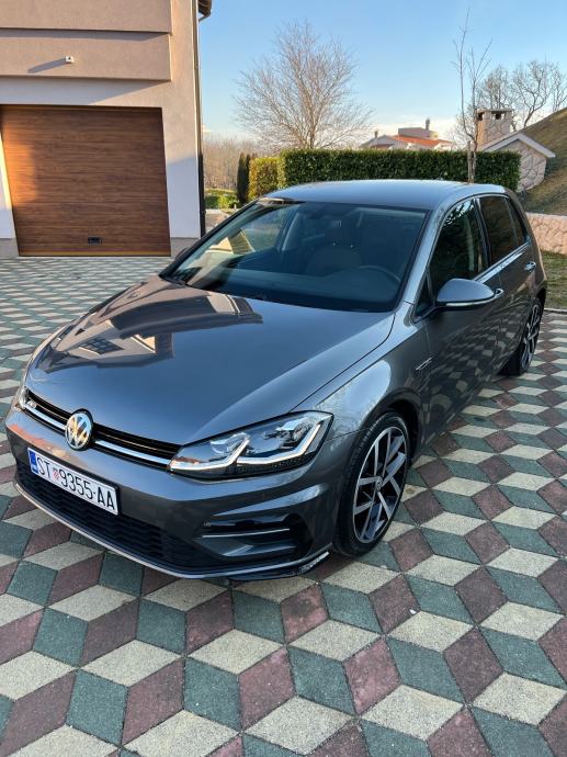 VW Golf VII 7.5 // R line // DSG // 2019 God, 2019 god.