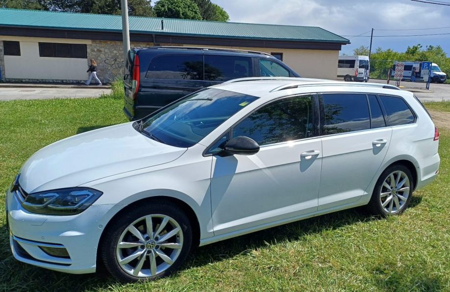 VW Golf 7.5 Variant, 2.0 TDI, DSG F1 Highline!, 2017 god.