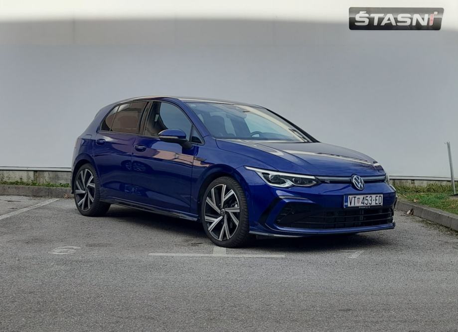 VW GOLF 8 1,5 TSI R-LINE, 2023 god.