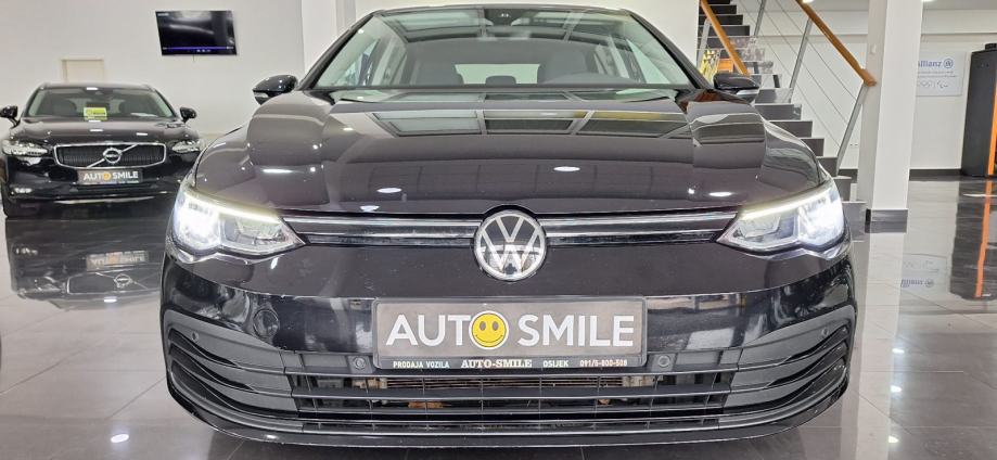 VW Golf 8 2,0 TDI, VIRTUAL, PDC, AMBIENT LIGHT, PDV, LEASING, JAMSTVO ...