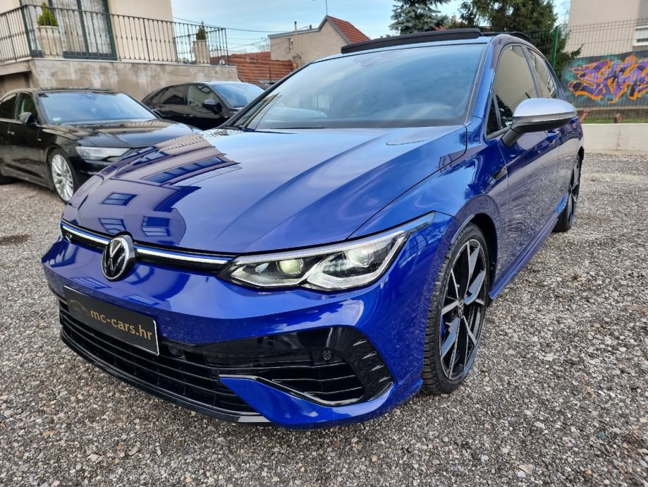 VW Golf 8 2,0 TSI*R 4 MOTION*PANO*ALU 19*KAM 360*MOD VOŽNJE*DSG*ACC ...