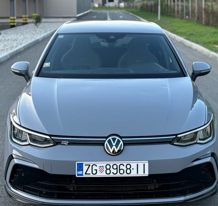 VW Golf 8 R-line 2,0 TDI DSG, 2021 god.