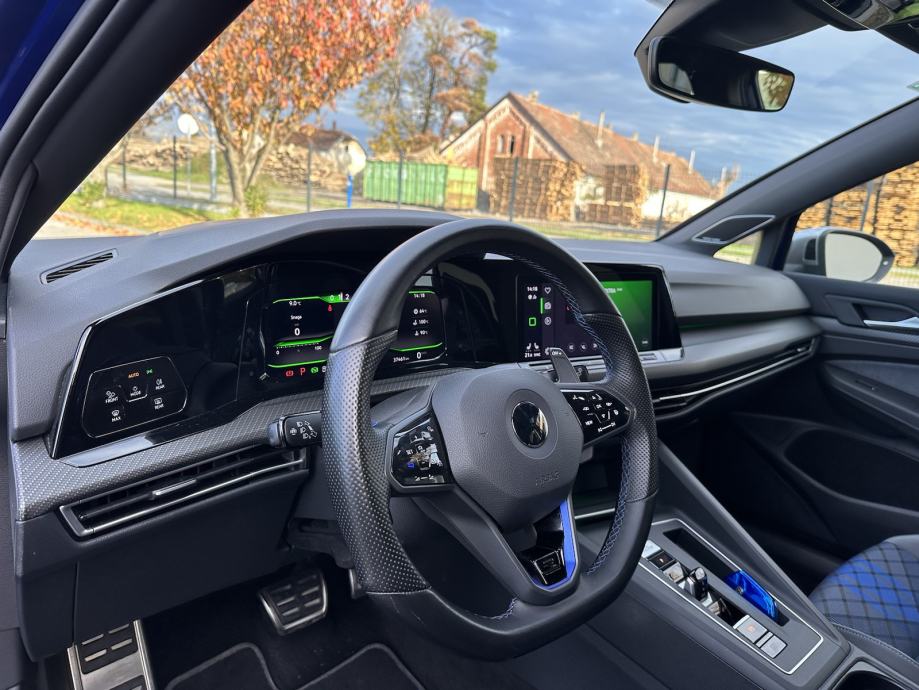 VW Golf 8 R Performance, 2021 god.