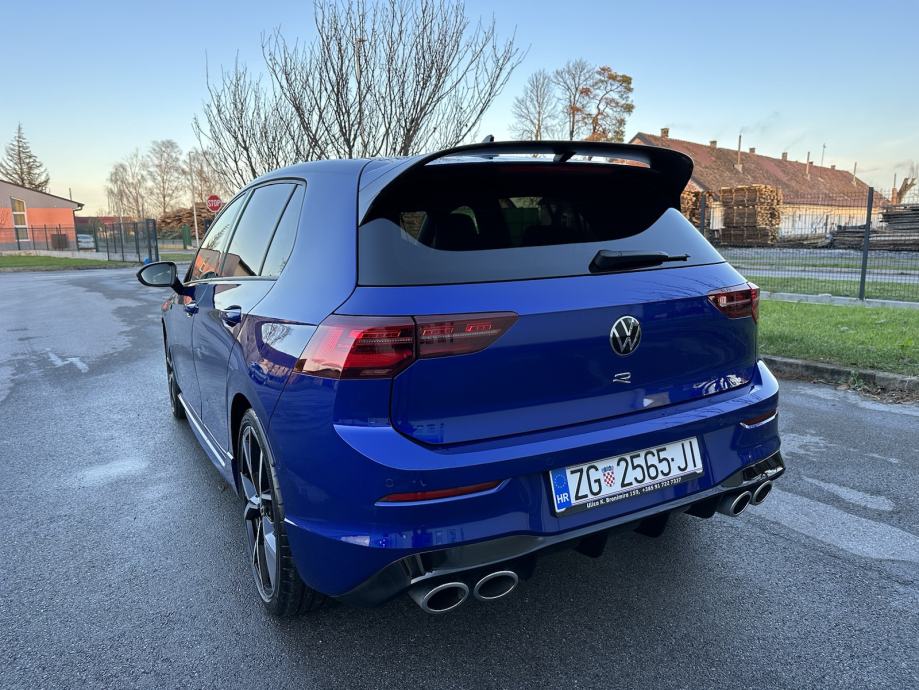 VW Golf 8 R Performance, 2021 god.