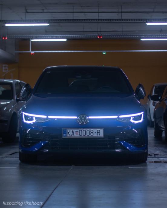 VW Golf 8 R Performance, 2022 god.