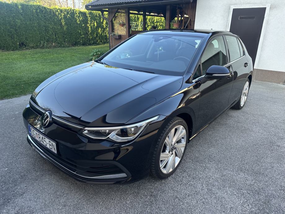 VW Golf 8 Style 2,0 TDI DSG, 2021 god.