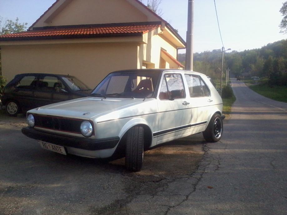 VW Golf I CL D reg do 8mj 800e fix, 1981 god.
