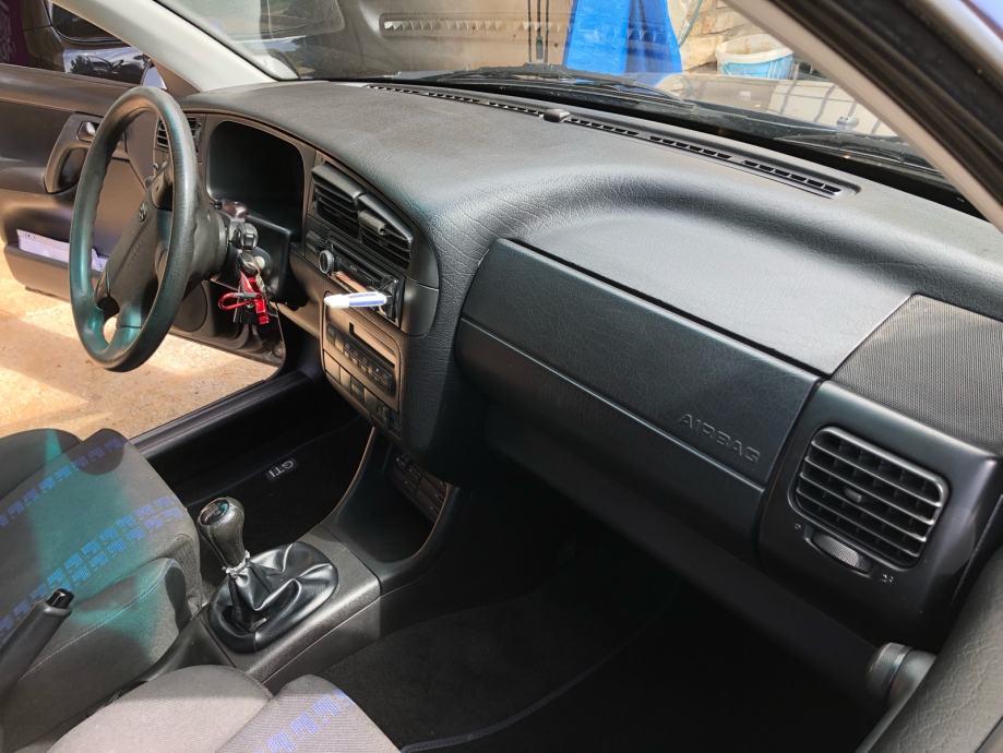 VW Golf III GTI, 1994 god.