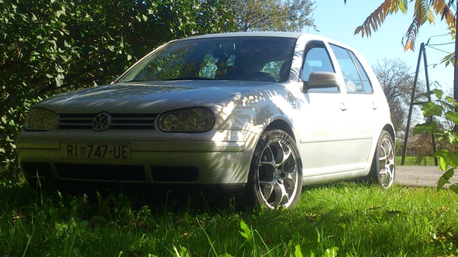 VW Golf IV 1.4 16v, 2000 god.